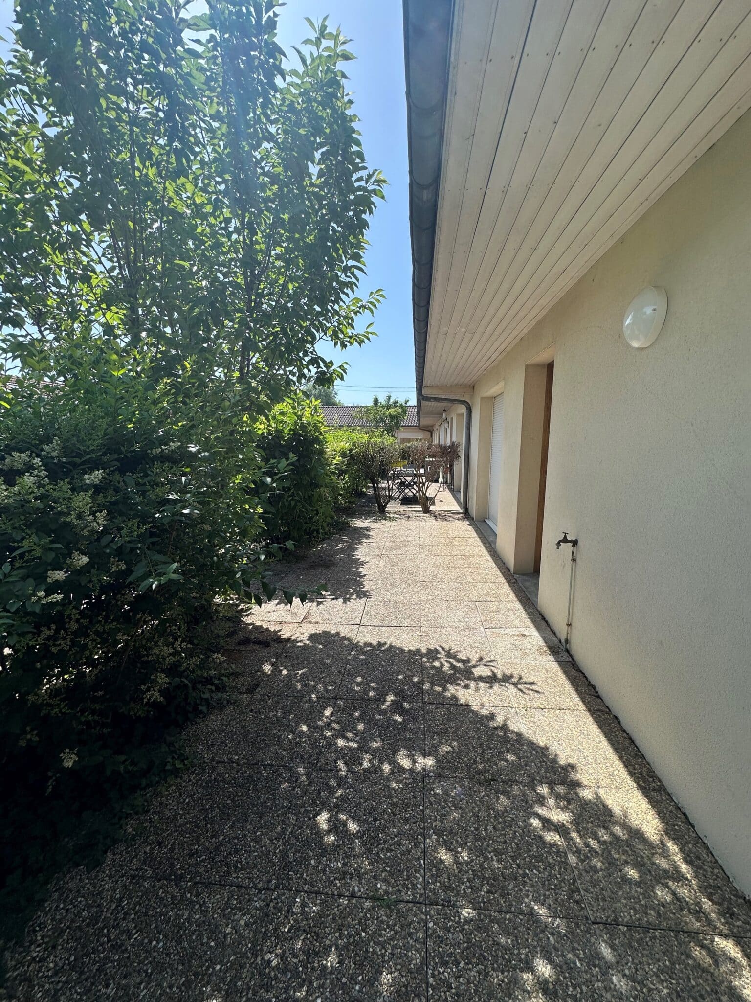 A LOUER TYPE 2 AVEC TERRASSE SAINTE-SAVINE - Mon Logis